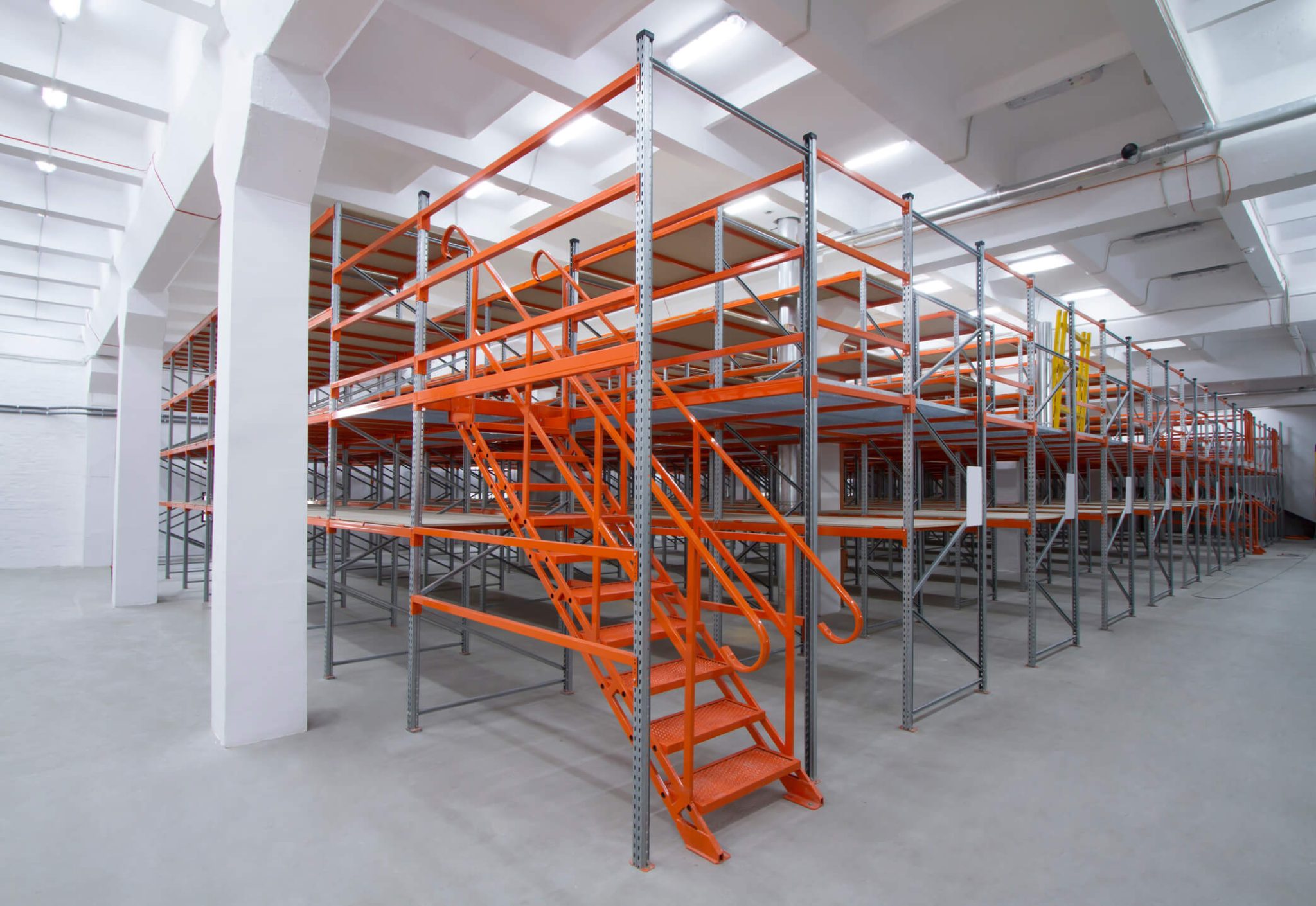 How to Calculate Mezzanine Floor Load Capacity